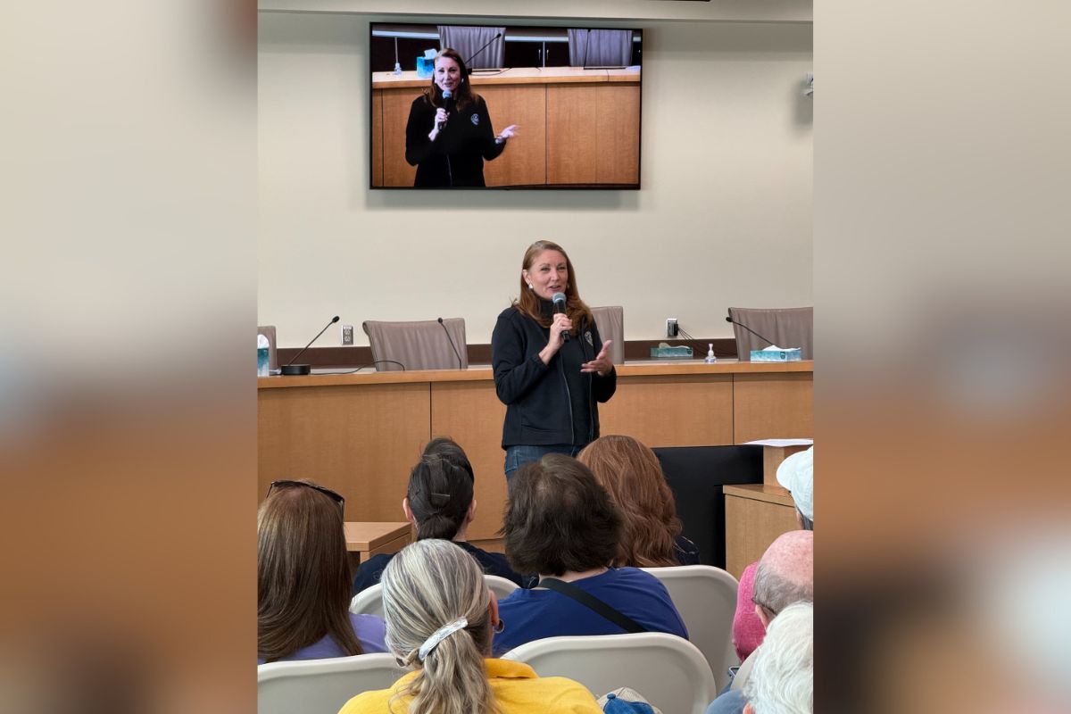 Rep. Stansbury holds town hall on government shutdown, visits federal ...
