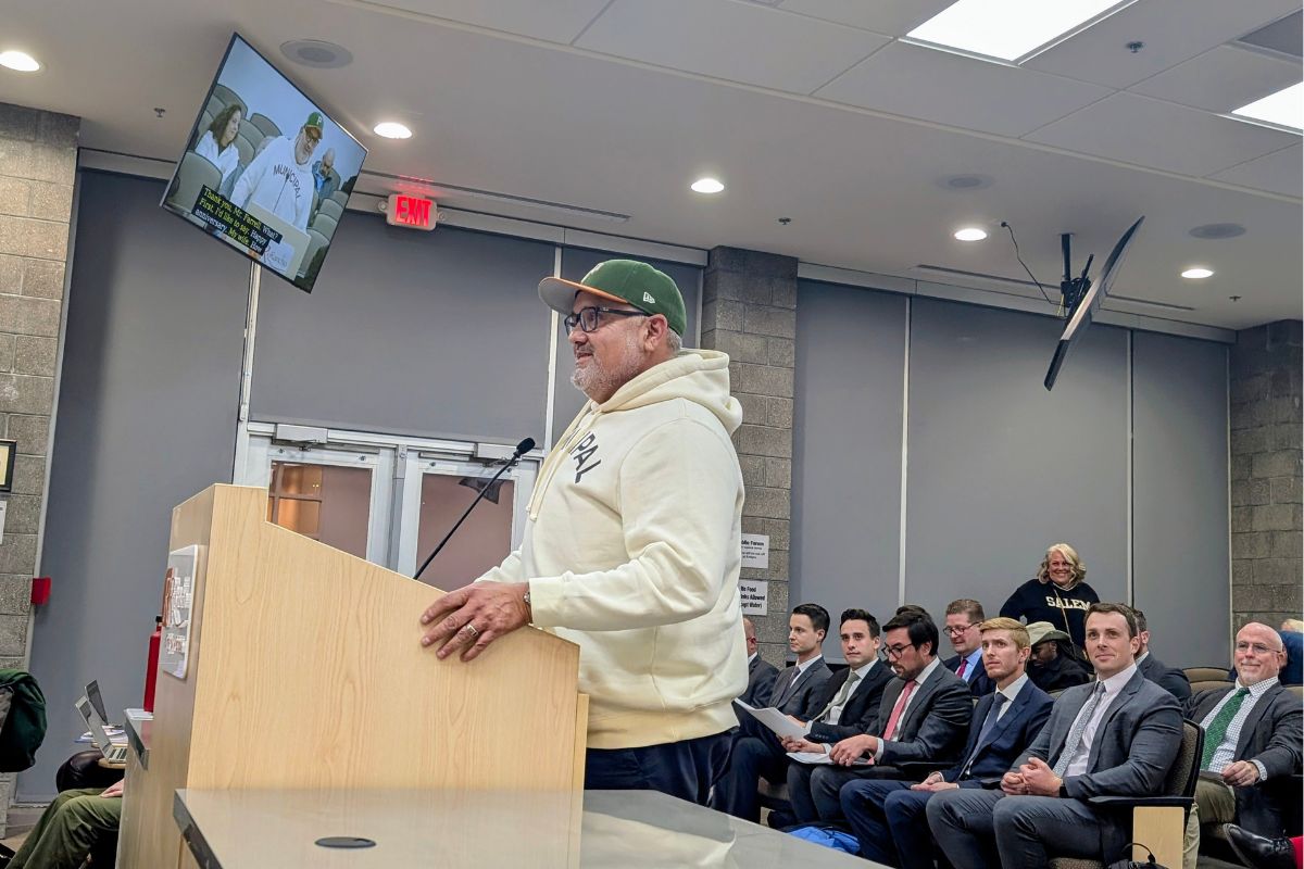 Rio Rancho residents sound alarm over hypersonic missile plant ...