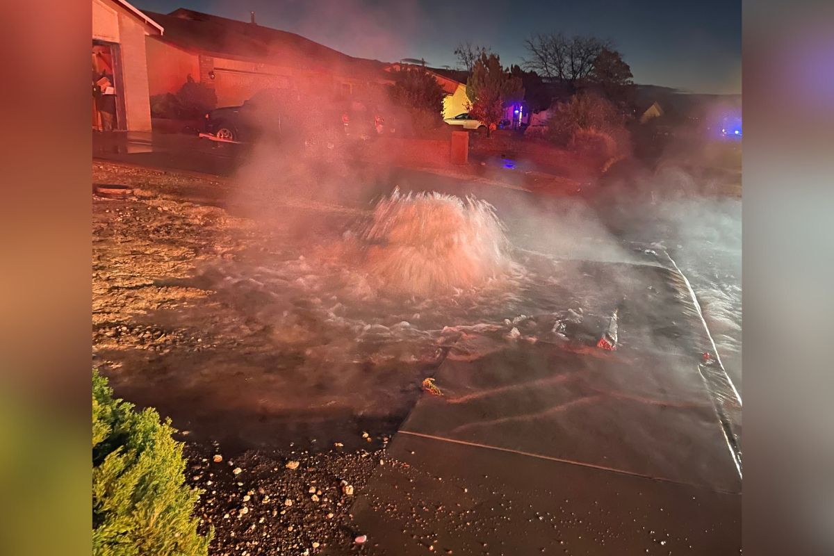 Water main break causes road closure, service disruptions in Rio Rancho ...